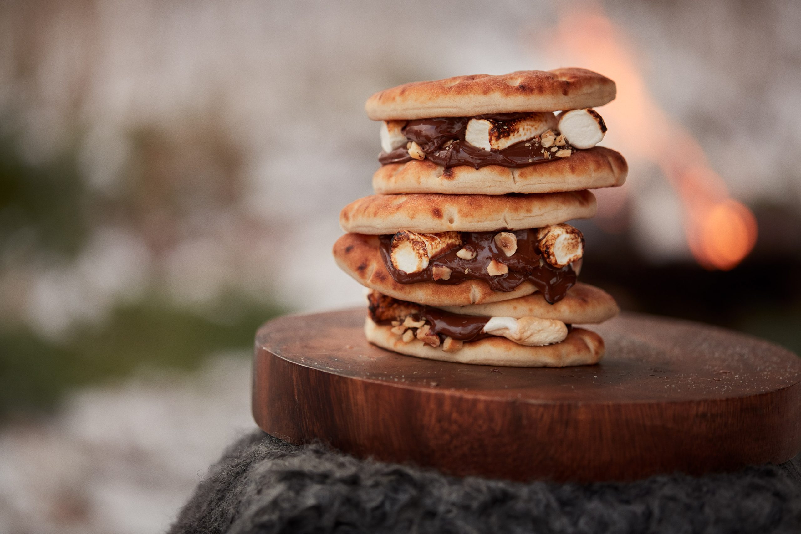 Vetekaka med nötkräm och grillade marshmallows | Polarbröd